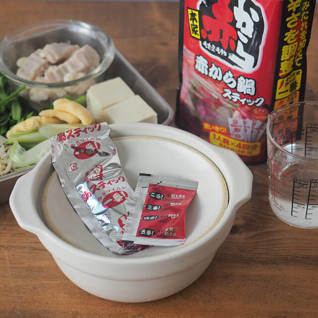 イチビキ 赤から鍋スティック 1人前×4（232g）｜プロフーズ オンラインストア【公式通販】