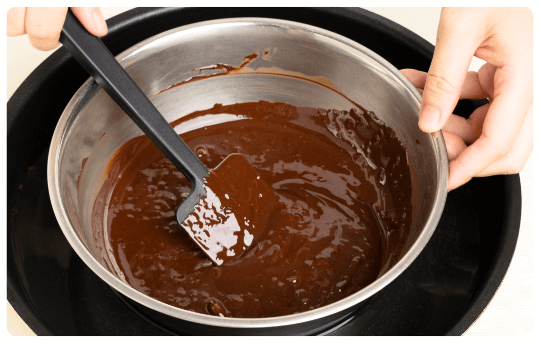 チョコレートのテンパリングとは？失敗しない方法・温度・コツをプロが解説